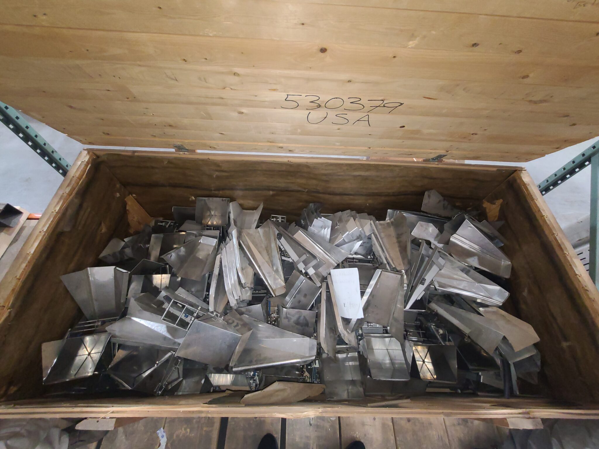 Yamato RB scale feed buckets and weigh buckets plus vibratory pans and ...