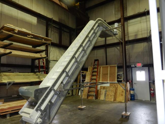 15" wide stainless wash down bulk product feed conveyor. - High Performance Packaging