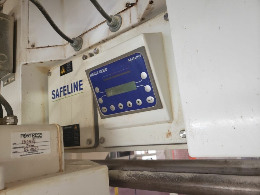 Used Mettler Toledo Safeline Metal Detector with 8" Aperture