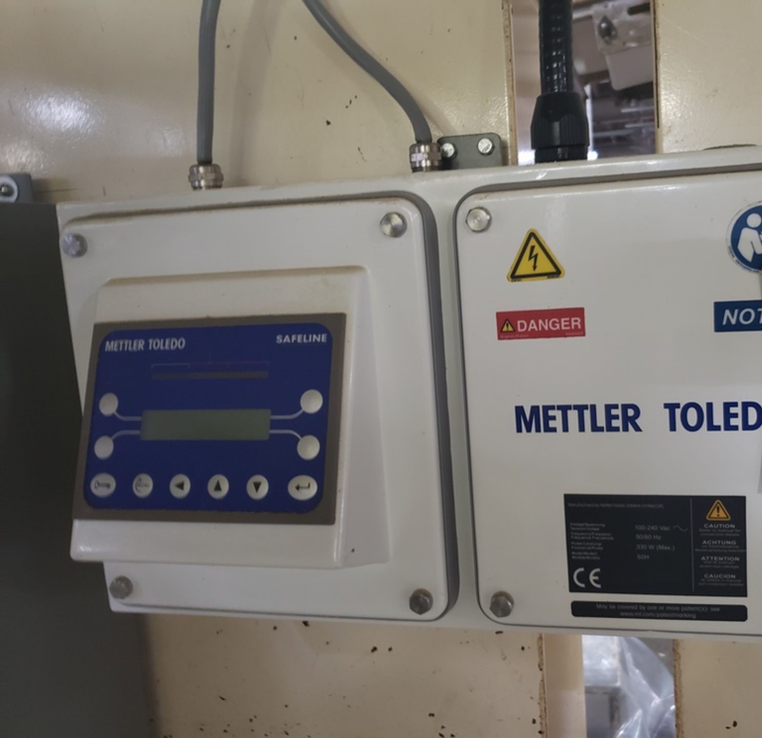 Used Mettler Toledo Safeline Metal Detector with 8" Aperture