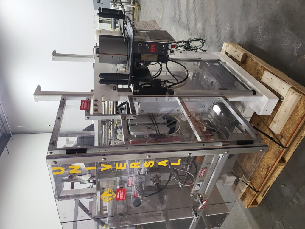 Universal Packaging Vertical Form Fill & Seal Packaging Machine for ...