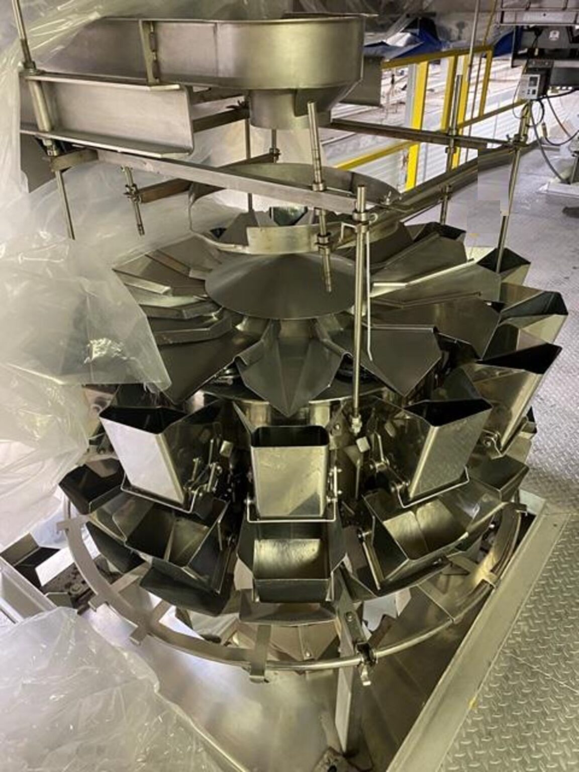 Equip-6263 2000 Ishida CCW-M-214W-S/20-PB Combination Weigher - High ...