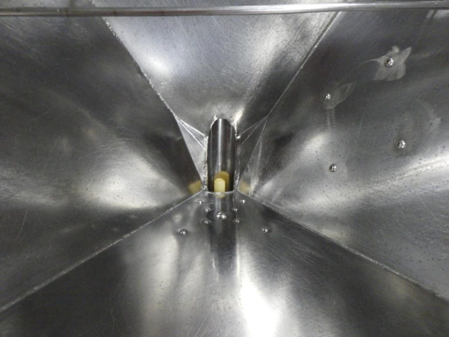 Hapman Flexible Screw Conveyor Feeder - High Performance Packaging