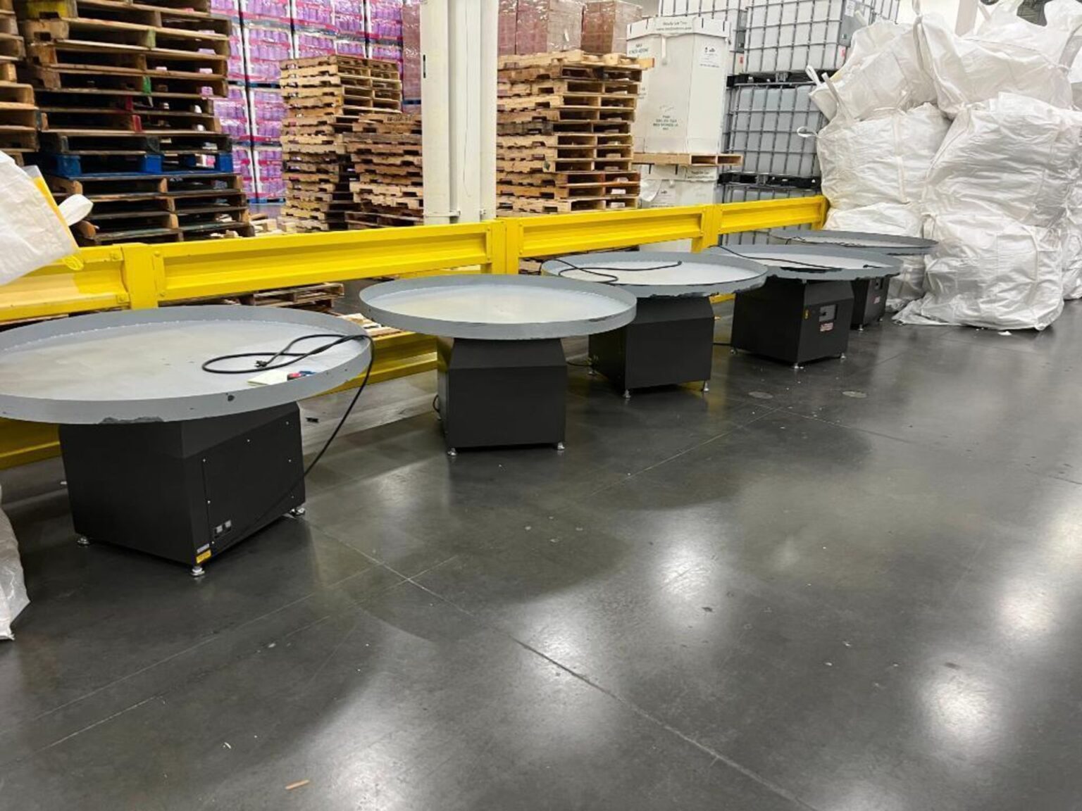 Excel Packaging Accumulation Packoff Table Model PP60LS Turn Table