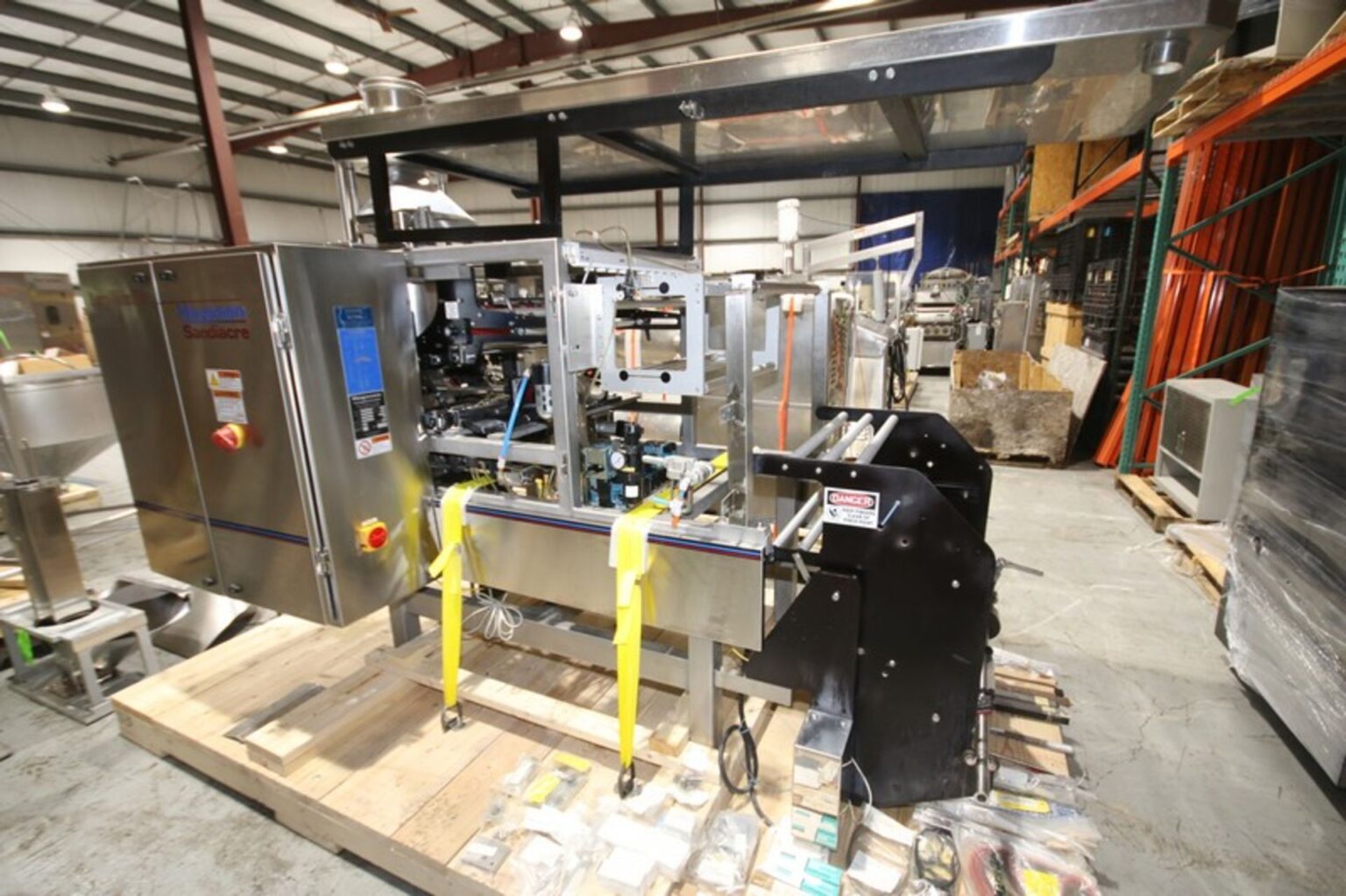 Hayssen Ultima 12-19 HR VFFS packaging machine - Vertical form fill ...