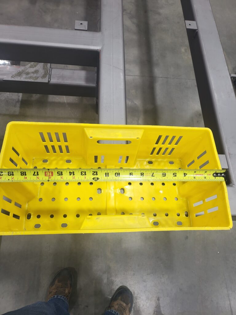 Equip-6346 Sur Loc Food Handling Containers 20x10x06 – 10lb containers ...