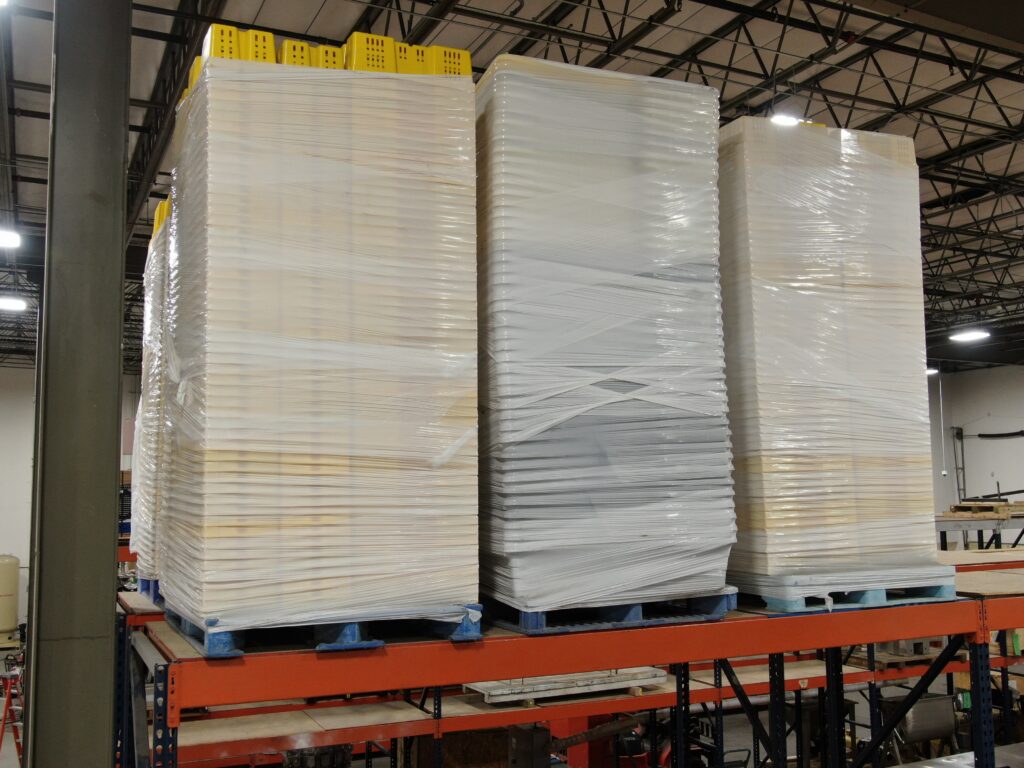 Equip-6346 Sur Loc Food Handling Containers 20x10x06 – 10lb containers ...